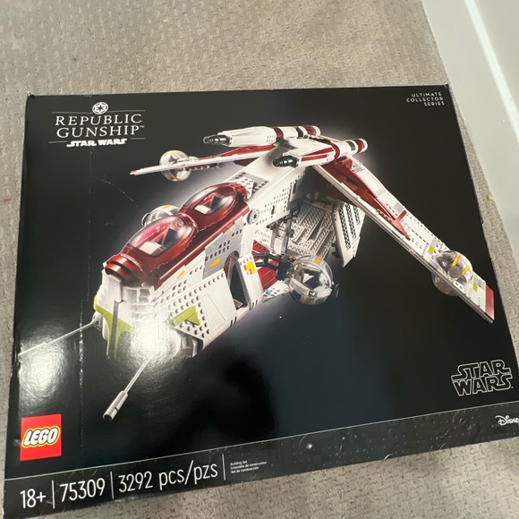 Toys | Lego Star Wars Completed Republic Gunship Ucs Edition | Poshmark